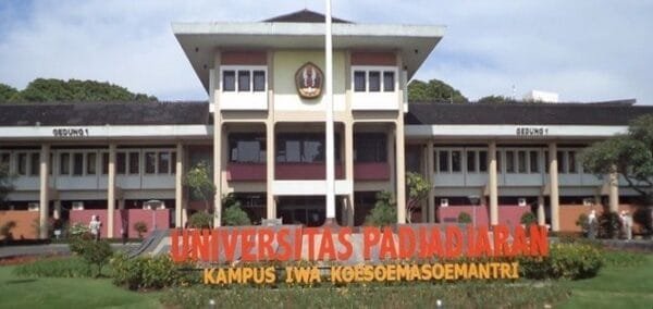 Padjadjaran University | Malaysia Jay Excel Medic | Study Medicine ...